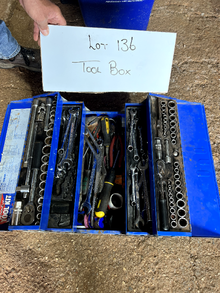 Lot 136 - Tool Box | AuctionsPlus