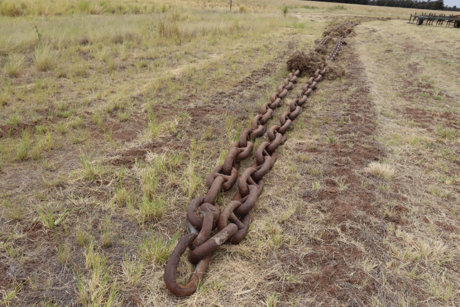 Lot 15 - Scrub chain approx 70m | AuctionsPlus