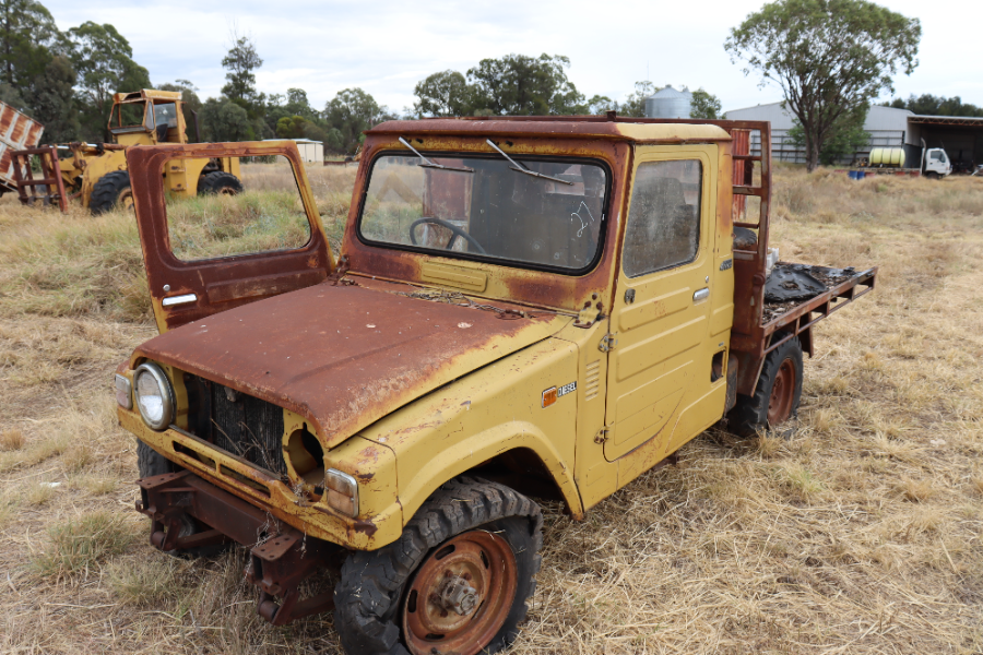 Lot 27 - Daihatsu 4WD Ute Diesel | AuctionsPlus