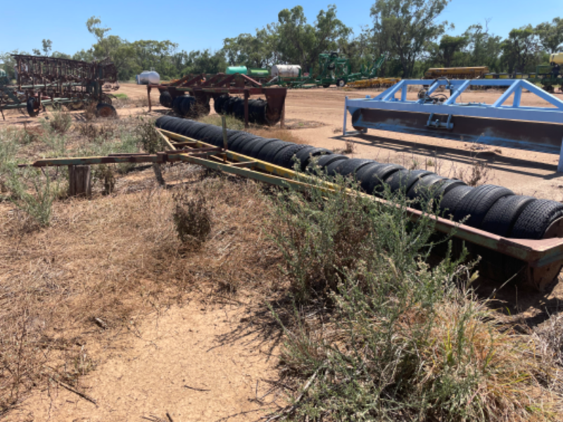 Lot 69 - 8m Tow behind tyre roller | AuctionsPlus