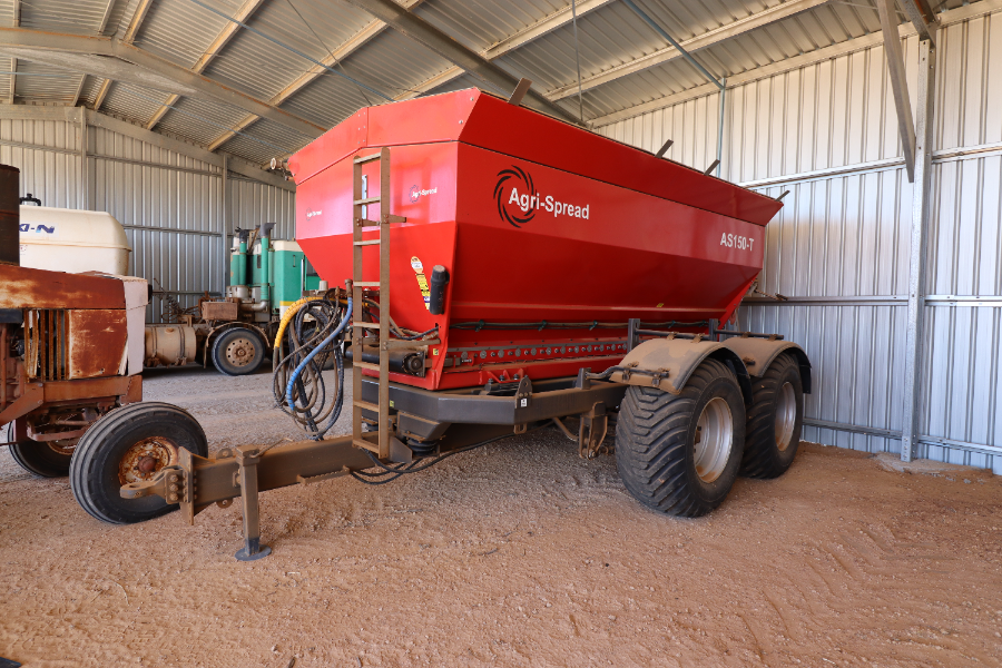 Lot 20 - 2020 Agrispread AS 150T Spreader | AuctionsPlus