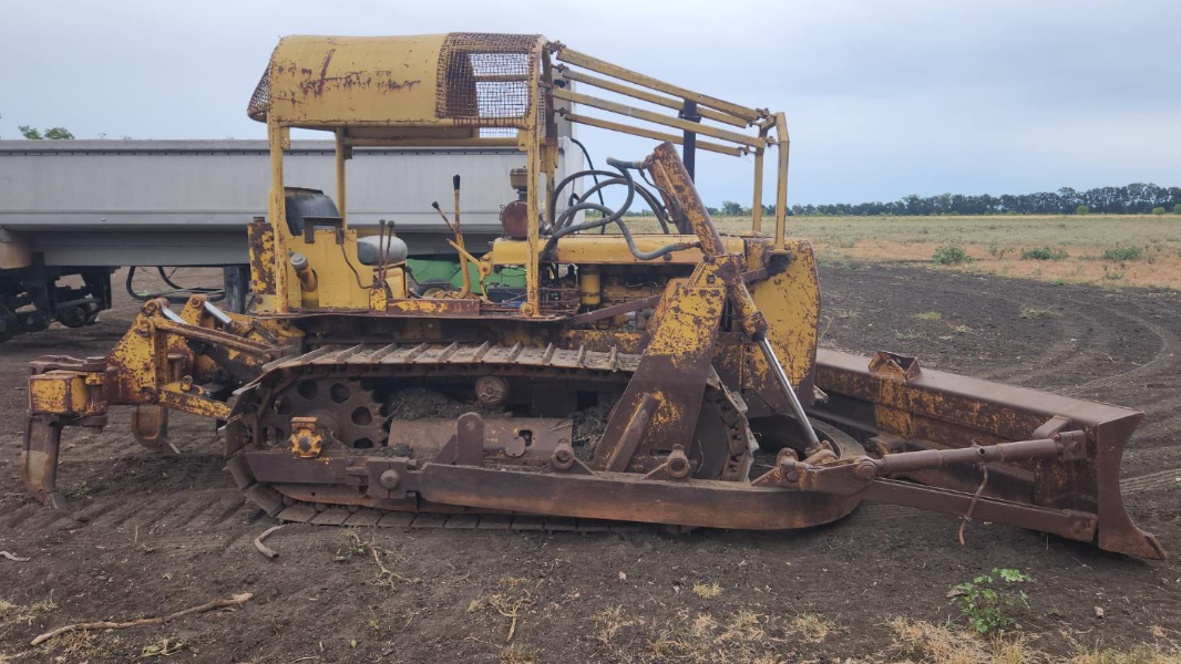 Lot 114 - Fiat 70CI Dozer | AuctionsPlus