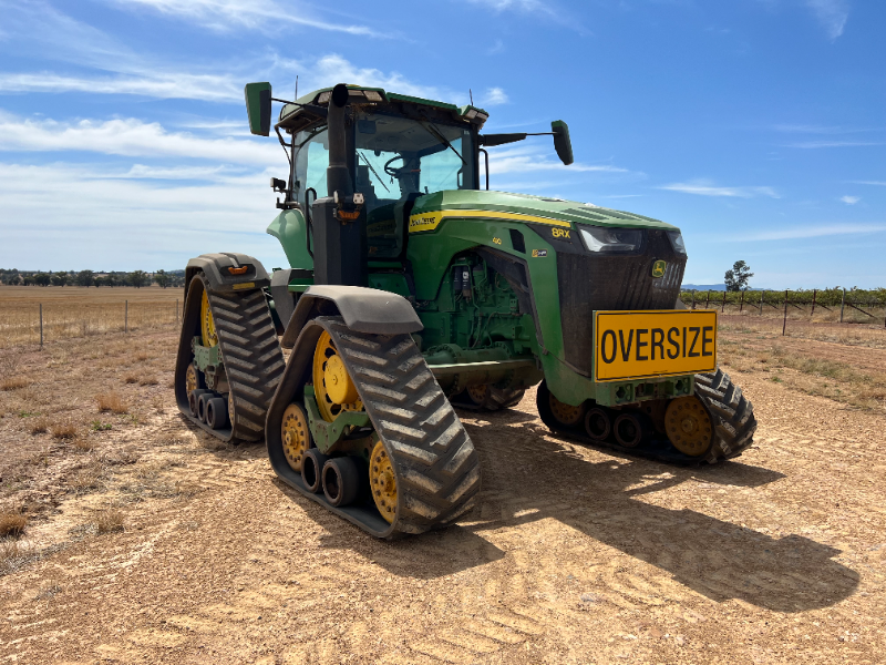 Lot 17 - John Deere 8RX 410 | AuctionsPlus