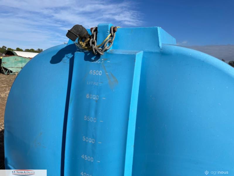Lot 132 - 6800lt water tank (crack needs repair) | AuctionsPlus