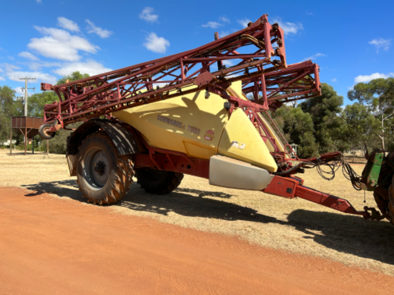 Lot 9 - Hardi Commander 7000L | AuctionsPlus