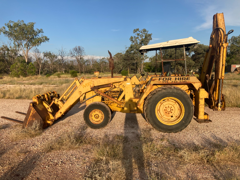 Lot 123 - Massey Ferguson 50B Backhoe | AuctionsPlus
