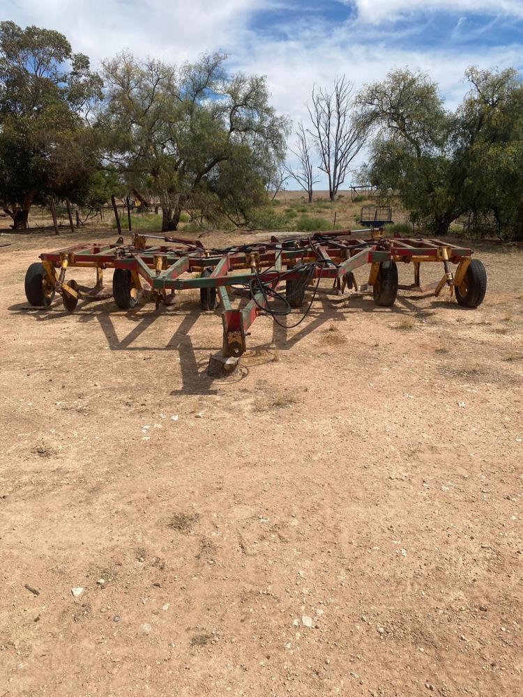 25ft versatile blade plow | AuctionsPlus