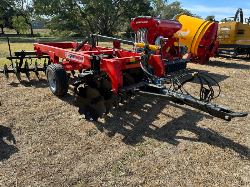 Lot 36 - 24 PLATE OFFSET DISCS | AuctionsPlus