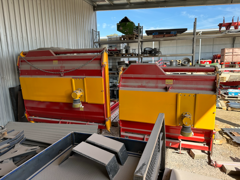 Lot 38 - 6 FOOT SLASHER | AuctionsPlus