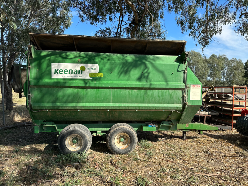 Lot 26 - KEENAN FEED MIXER | AuctionsPlus