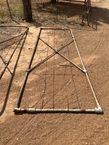 Lot 204 - HV McKay Sunshine Gate #9 | AuctionsPlus