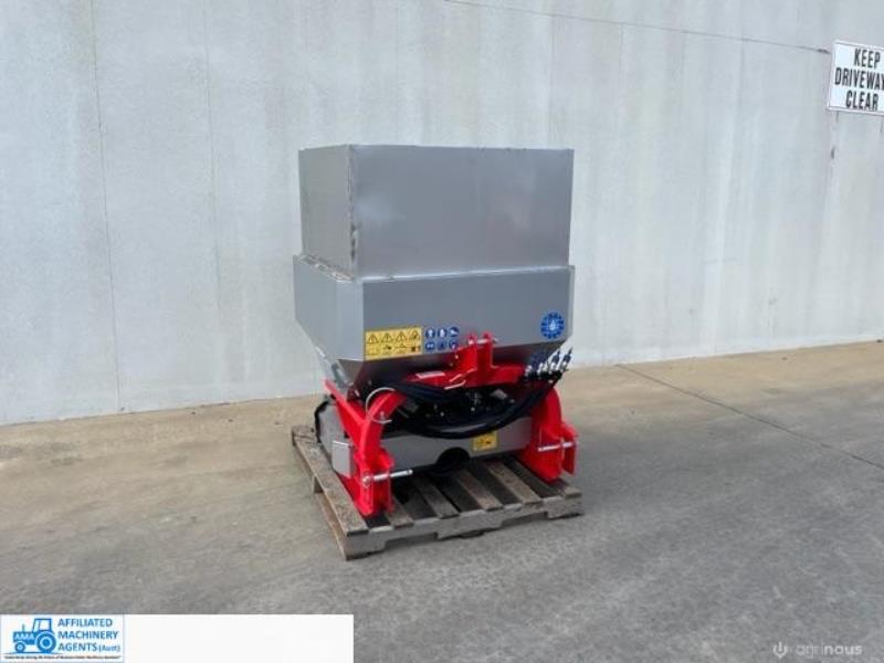 Lot 60 - Agrex Fertiliser Spreader - NEW | AuctionsPlus