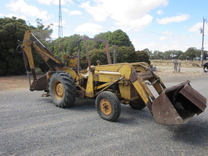 Lot 23 - MF 40 Backhoe | AuctionsPlus