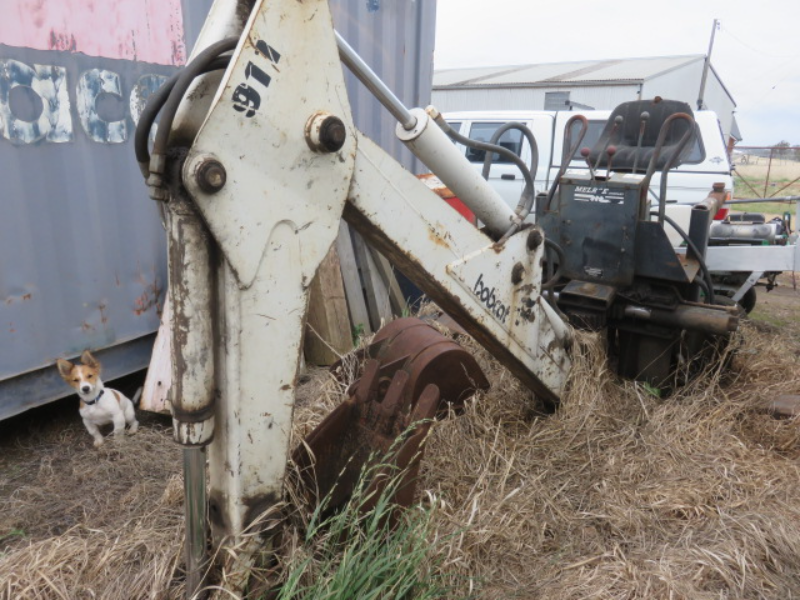 Lot 102 - Bobcat Skidsteer 911 Backhoe Attachment | AuctionsPlus