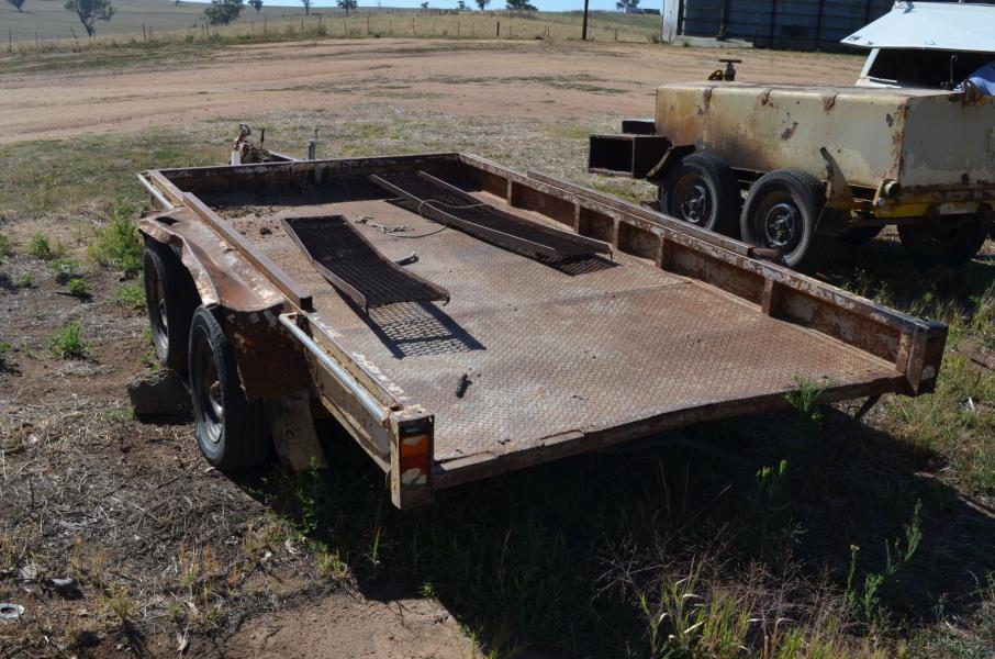 Lot 28 - Bogie Trailer | AuctionsPlus