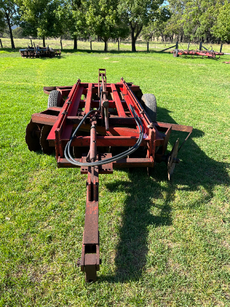 LOT 15 - JARRETT OFFSET DISC PLOUGH | AuctionsPlus