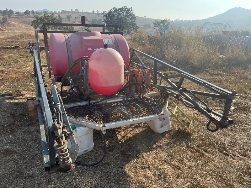 LOT 71 - SILVAN BOOM SPRAY | AuctionsPlus