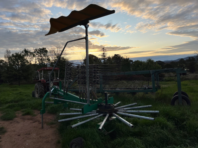 LOT 70 - K LINE ALPHA 460 ROTARY RAKE | AuctionsPlus