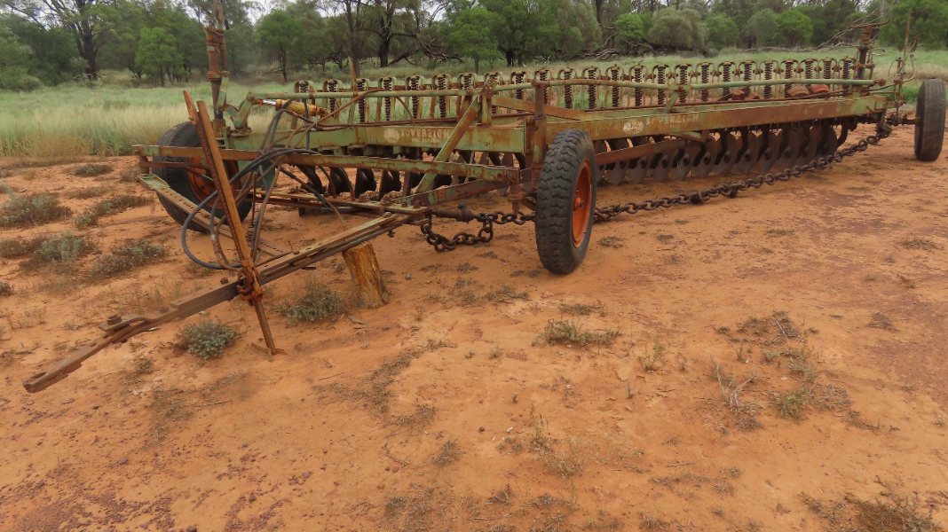 LOT 11 - Shearer Sovereign plough 24 disc, | AuctionsPlus