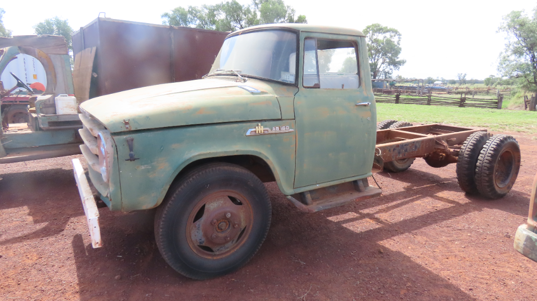 LOT 16 - AB160 Inter truck, cab chassis, petrol 240 motor. | AuctionsPlus