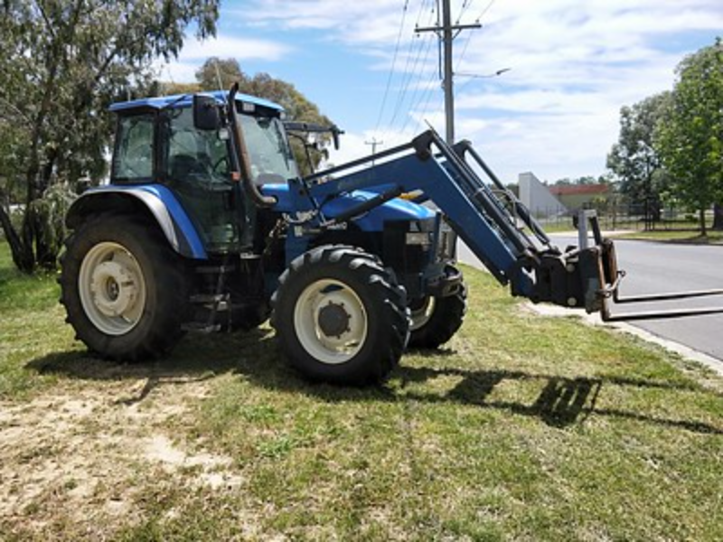 Lot 12 - New Holland TM115 - 115hp FEL Tractor | AuctionsPlus