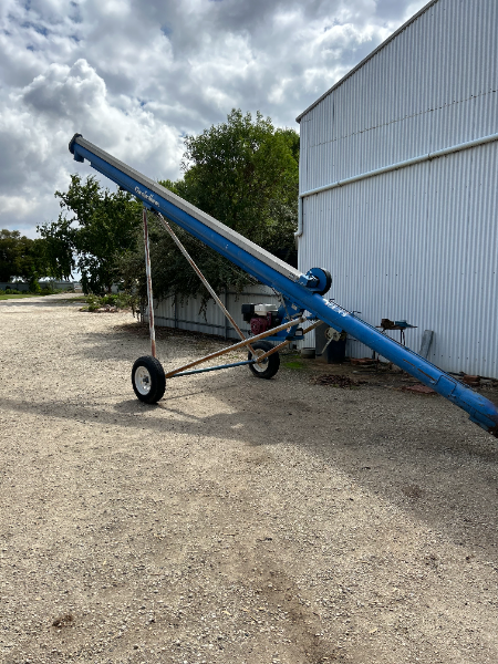 Lot 6 - Grainline Auger | AuctionsPlus