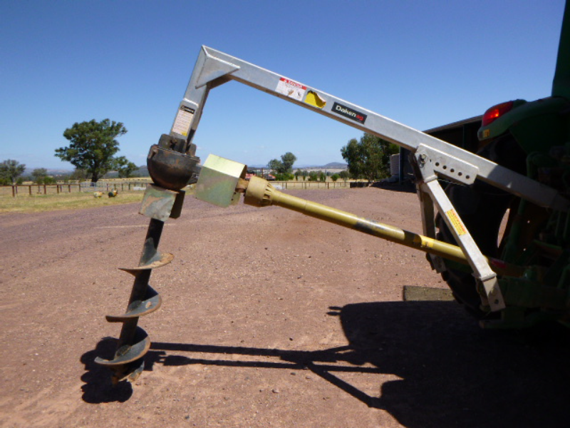 Lot 30 - Daken AG Heavy Duty Post Hole Driver | AuctionsPlus
