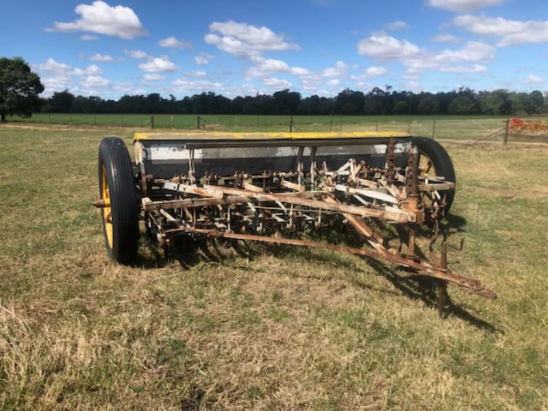 Lot 37 - John Shearer Combine | AuctionsPlus