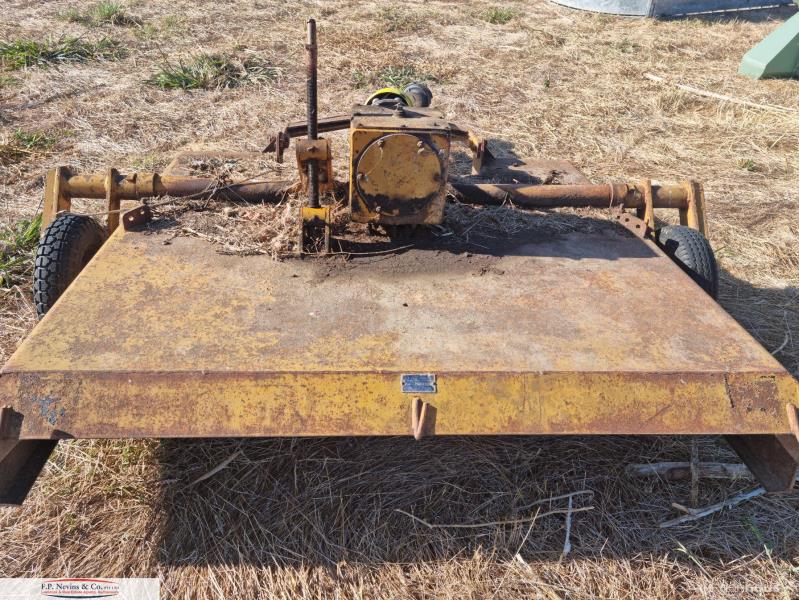 Lot 208 - Page slasher. | AuctionsPlus