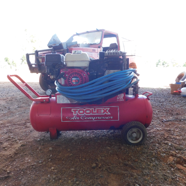 Lot 47 - Toolex air compressor with Honda motor. - WITHDRAWN | AuctionsPlus