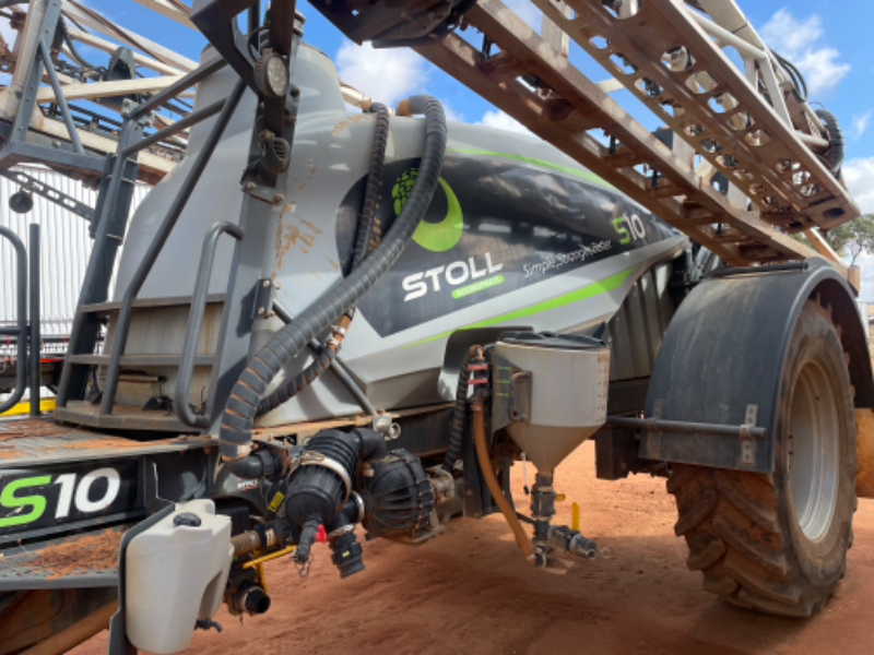 Lot 4 - S10 - Stoll Sprayer | AuctionsPlus