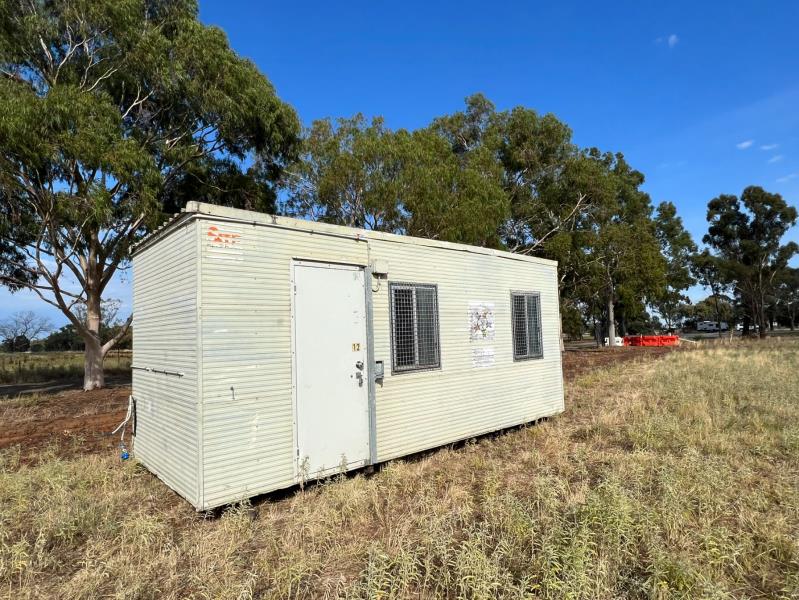 Lot 26 - ATCO Hut | AuctionsPlus