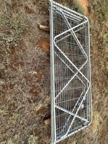 Lot 44 - Cyclone N Stay Gate 3.0m | AuctionsPlus