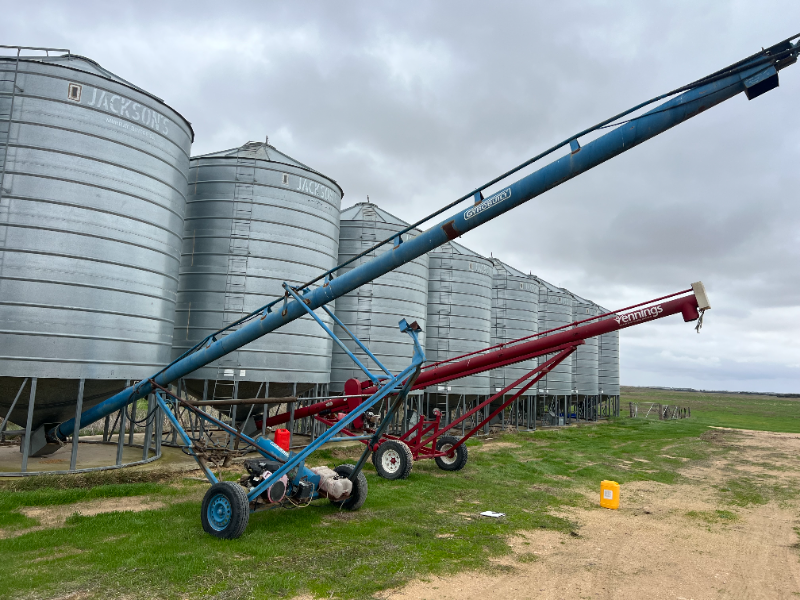 Lot 13 - Famson 36-foot x 10-inch Auger | AuctionsPlus