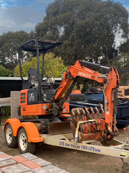 Lot 3 - HITACHI ZX 1.7-5 EXCAVATOR (TRAILER NOT INCLUDED) | AuctionsPlus