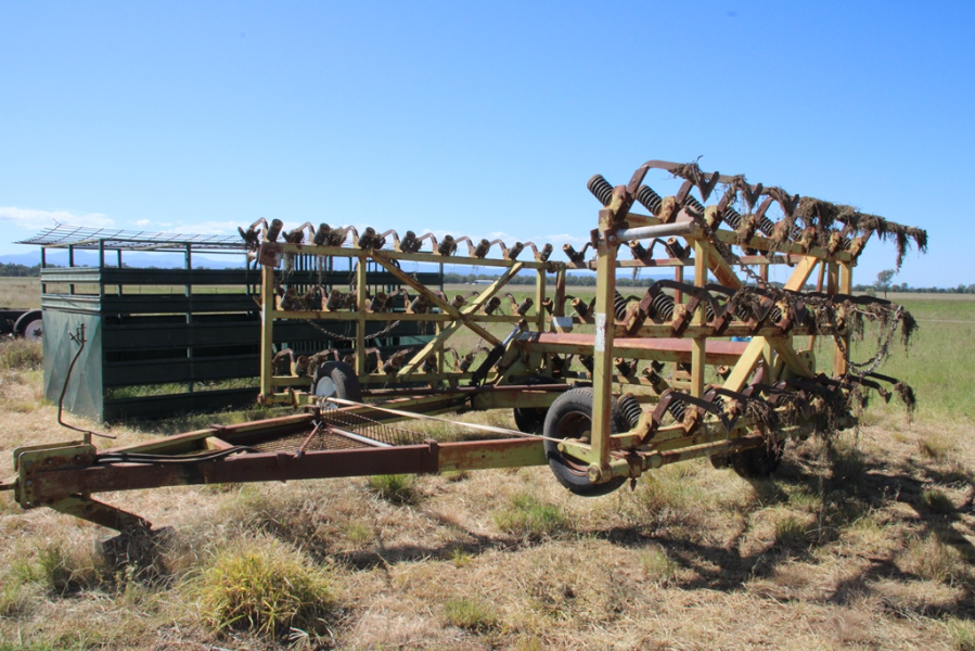 Lot 91 - Alfarm 33’ folding cultivator | AuctionsPlus