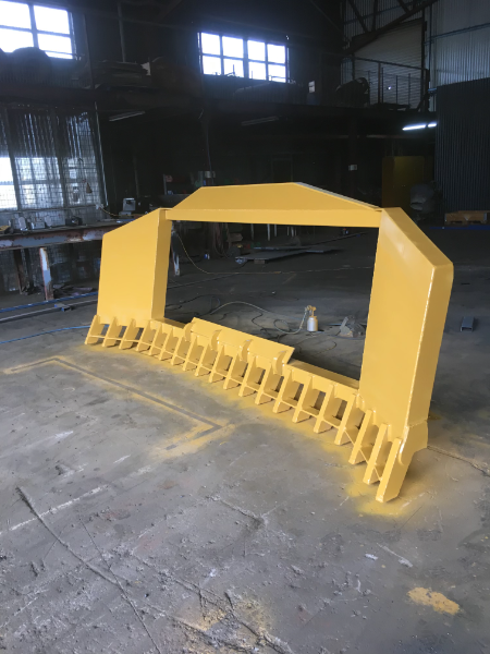 New 14' walk-in stick rake to suit Cat D5 or Komatsu 60 size machine ...