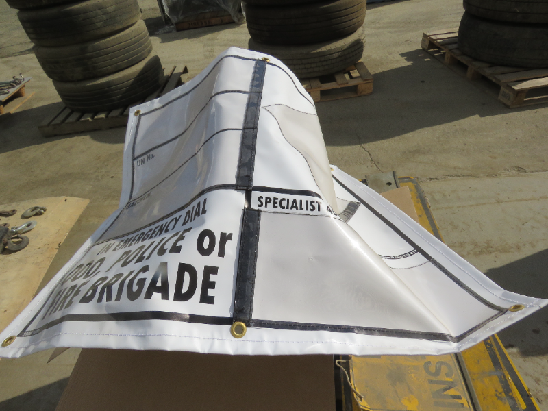 LOT 45 - SIGNS & BANNERS | AuctionsPlus