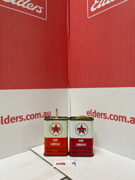 Lot 9 - 2 caltex 4oz oilers | AuctionsPlus