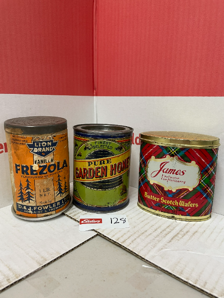 Lot 128 - small vintage food packages | AuctionsPlus