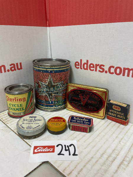 Lot 242 - Assorted tins. | AuctionsPlus