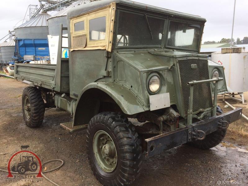 Lot 17 - FORD Blitz 4x4 tray truck, est 1942 | AuctionsPlus