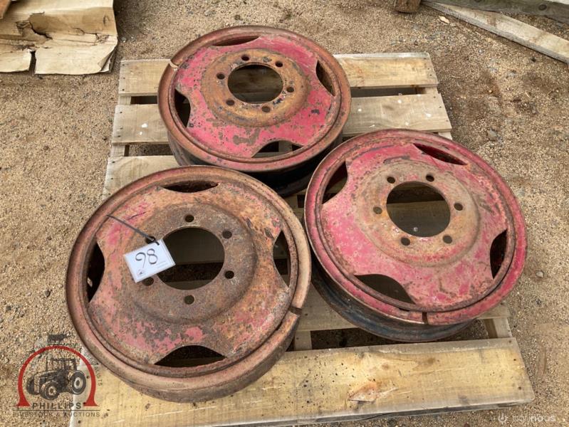 Lot 98 - 6 stud Austin rims off 3 toner | AuctionsPlus