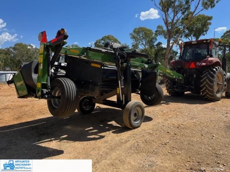 Lot 56 - Krone Tc400 4 meter mower conditioner | AuctionsPlus