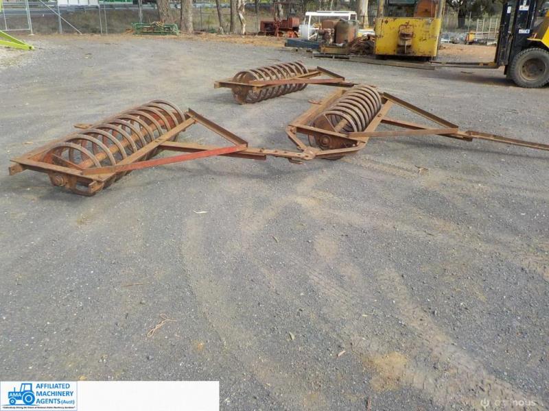 Lot 67 - 3 Gang Spiral Roller | AuctionsPlus