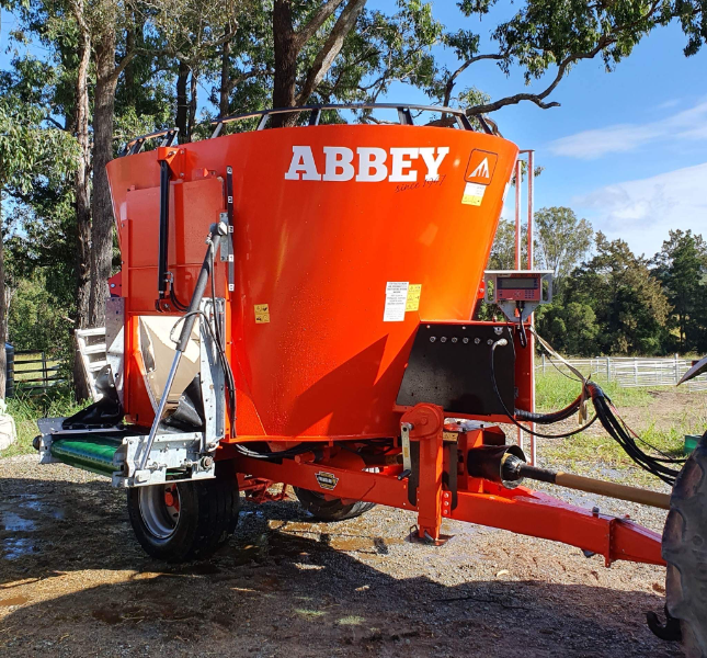 ABBEY SINGLE AUGER FEED MIXER | AuctionsPlus