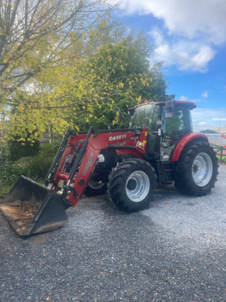 Lot 2 - Case 95C Farmall Tractor | AuctionsPlus