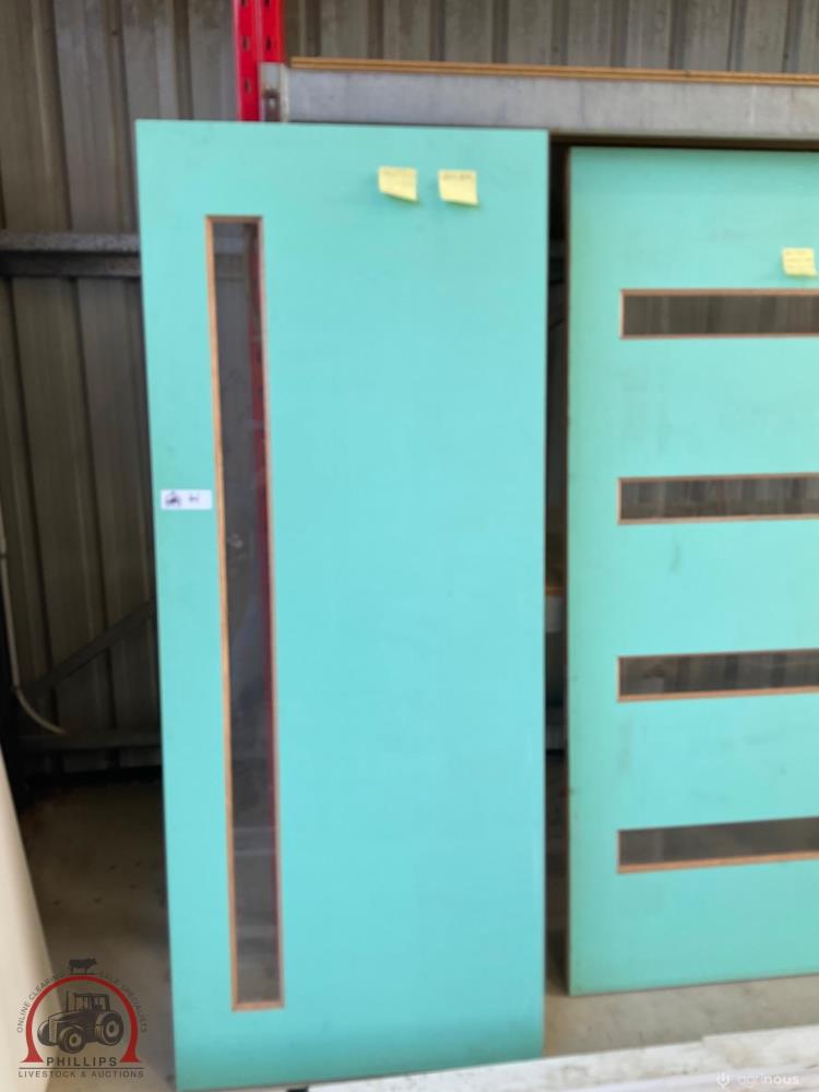 Lot 41 - Hume XN5 external door 2040mm x 820mm x 40mm | AuctionsPlus