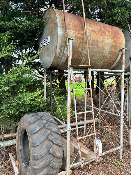 Lot 78 - 250 Gallon Overhead Diesel Tank | AuctionsPlus