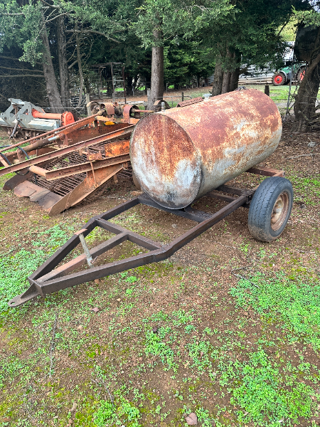 Lot 88 - 1000l Towable Diesel Tank | AuctionsPlus